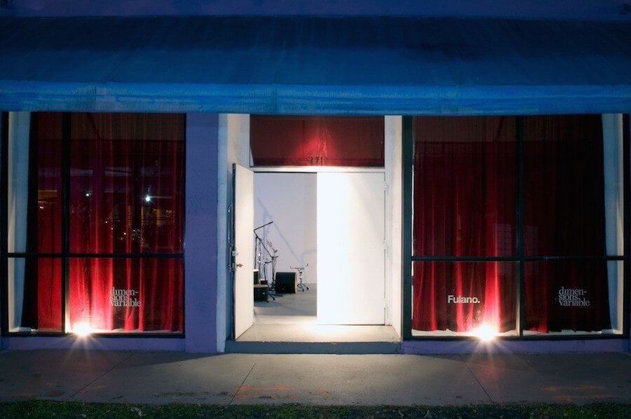 Dimensions Variable | My Art Guides