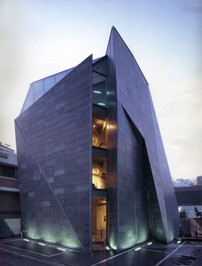 Alternative Space LOOP – My Art Guides