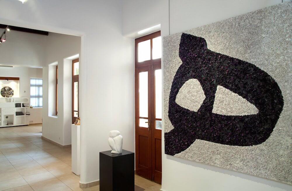 Dar Al Funoon | My Art Guides