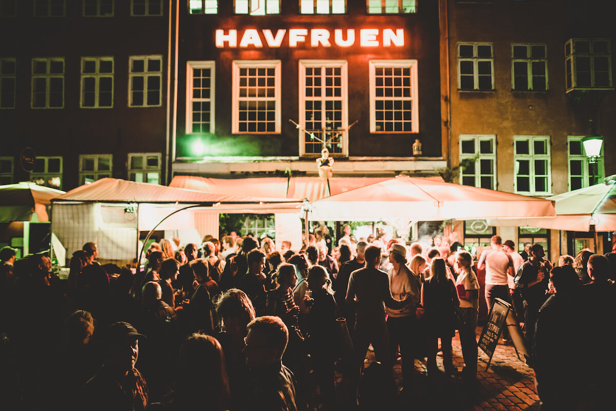 Nothing Matters: An Absolut Bar by FOS | My Art Guides