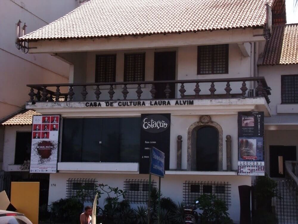 Casa de Cultura Laura Alvim | My Art Guides