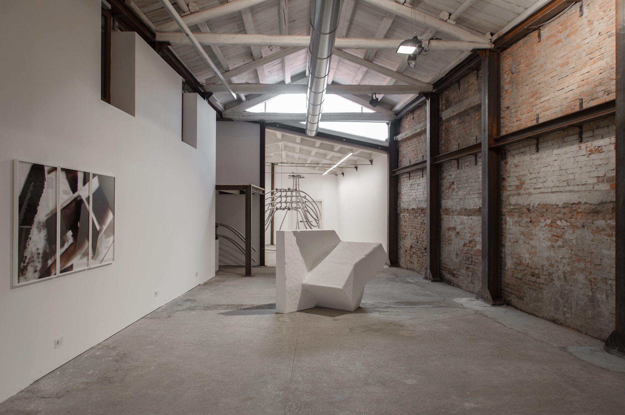 Extended Architectures | Group Exhibition | Galerie Alberta Pane, Paris ...