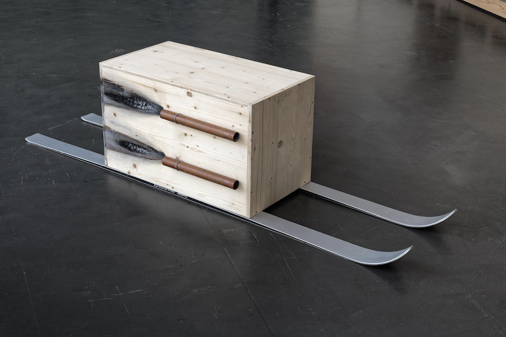 Roman Signer: Sculptures et une installation – My Art Guides